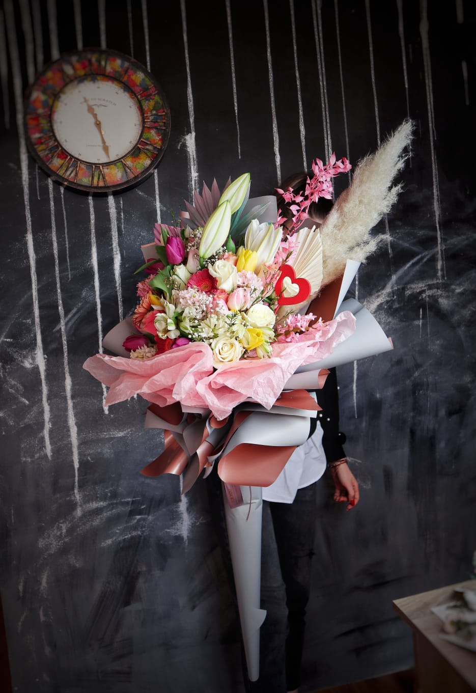 Buchet flori Roze conic - Antonia Deluxe Flowers